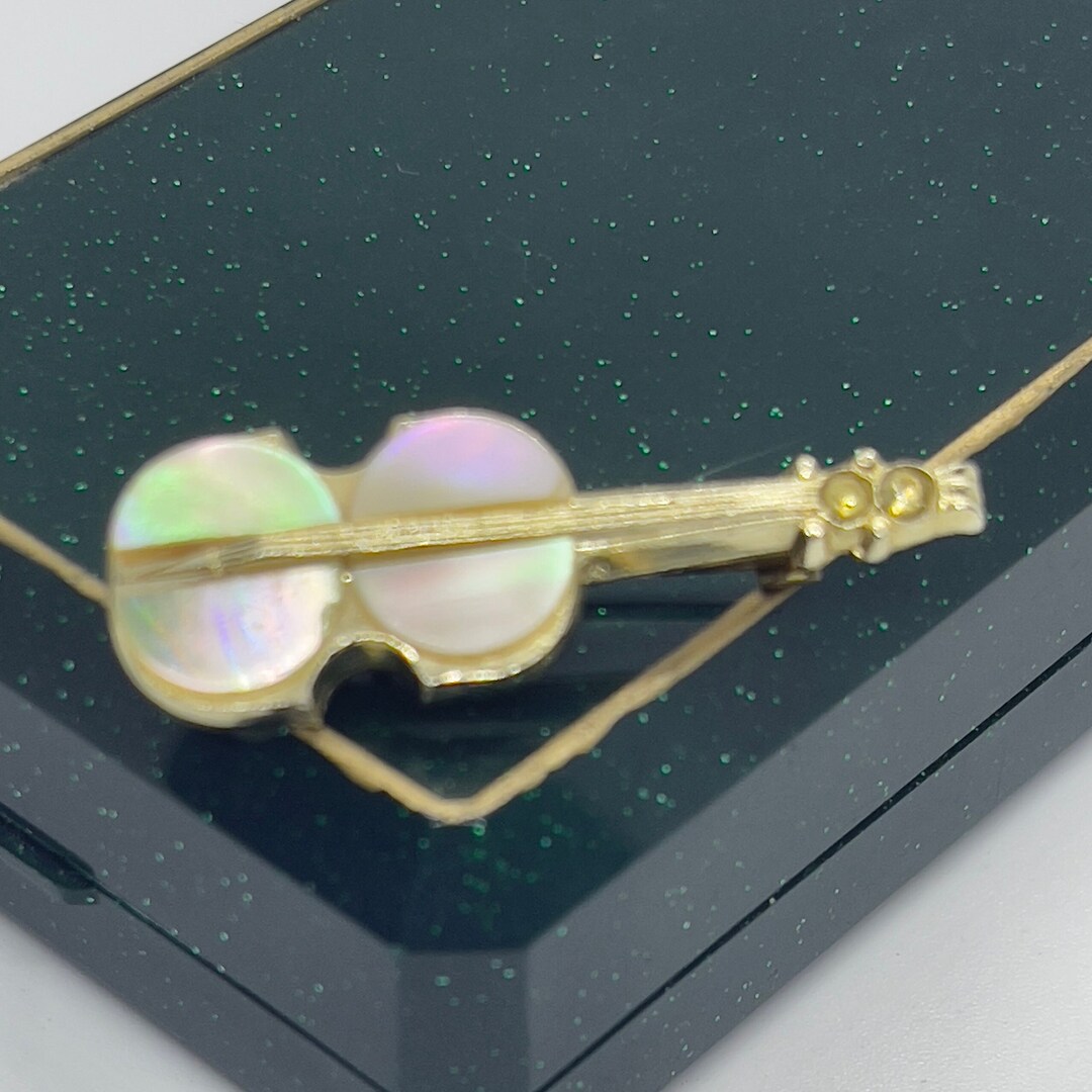Vintage Mother of Pearl Violin Brooch - Etsy