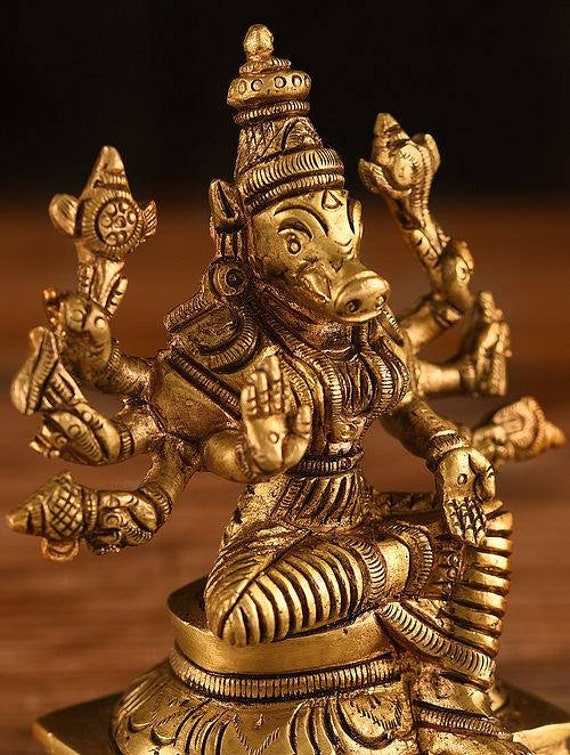 Pooja idol, Laxmi idol Lord Vishnu Varaha Avatar The Ashta Bhuja ...