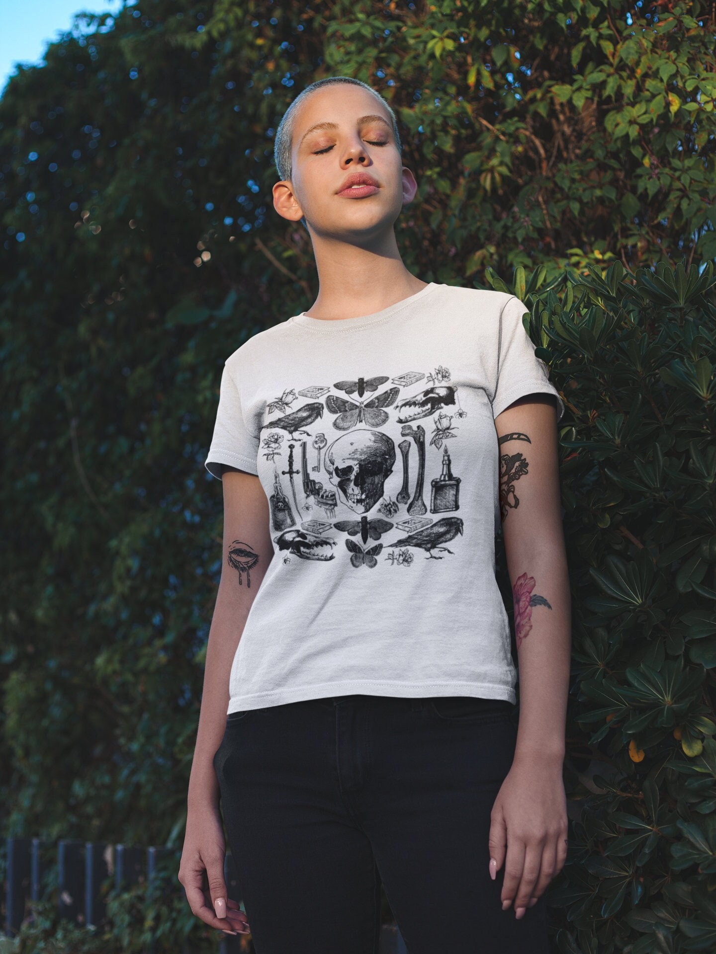 Gothic Unisex Short Sleeve Tee Gothic Witchy Skulls & | Etsy