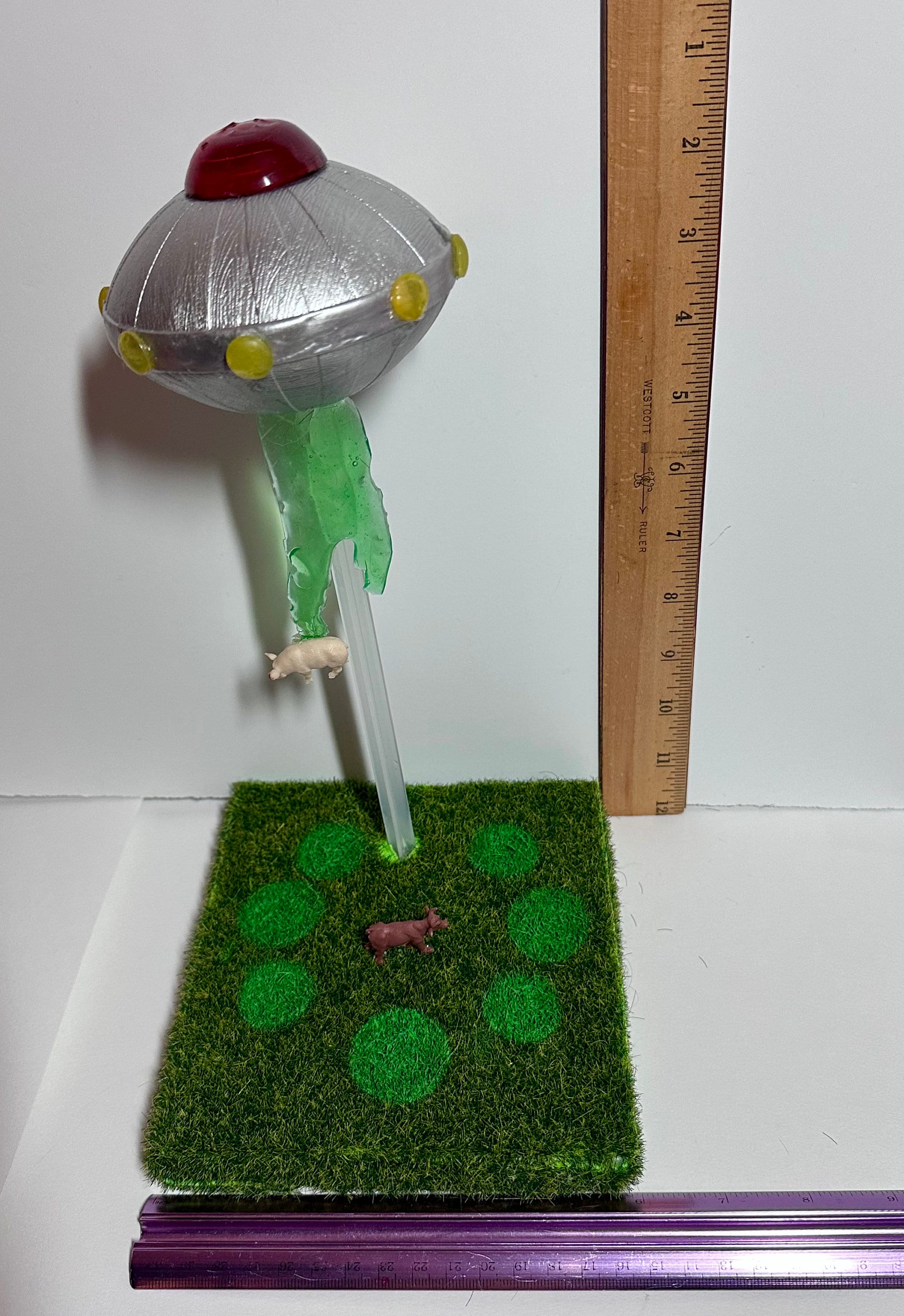 UFO Alien Abduction Sculpture - Etsy