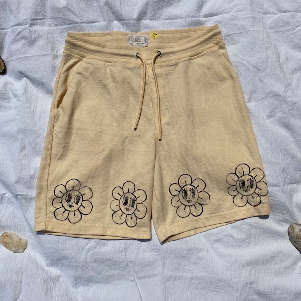 Daisy Shorts - Etsy