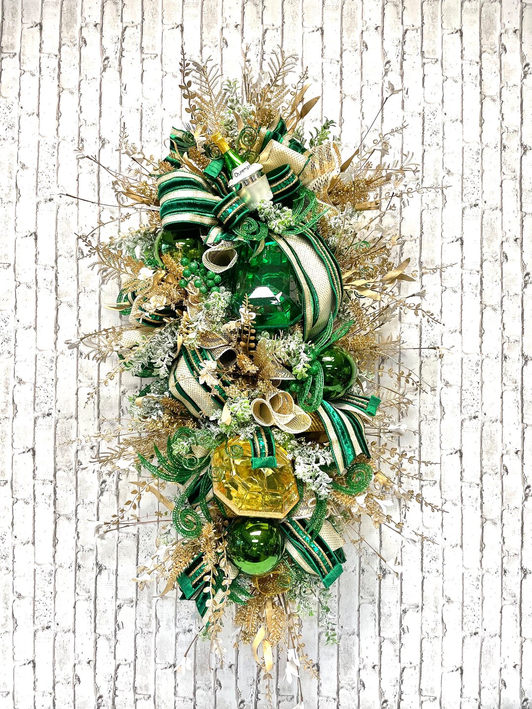 Emerald Green Christmas Swag, Green and Gold Christmas Swag, Christmas ...