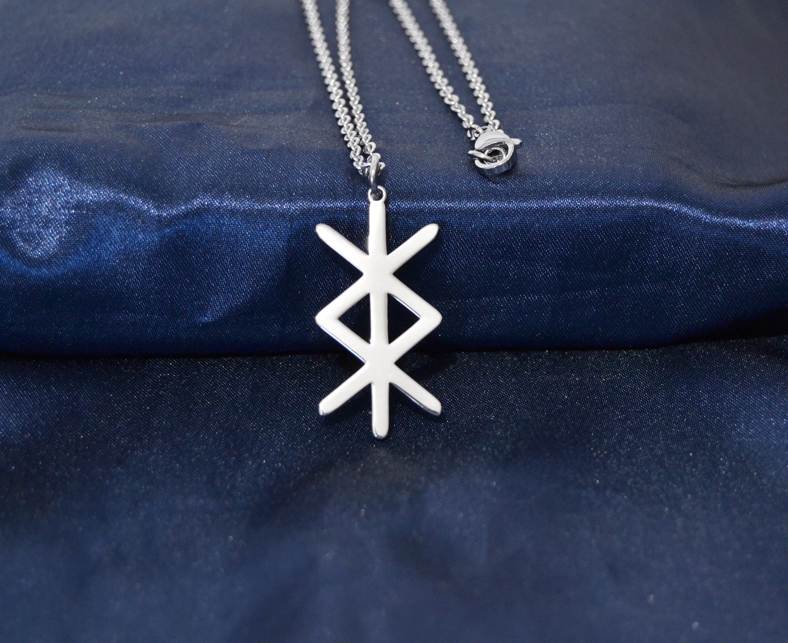Rune of Protection Combination of the Othila and Algiz Rune - Etsy