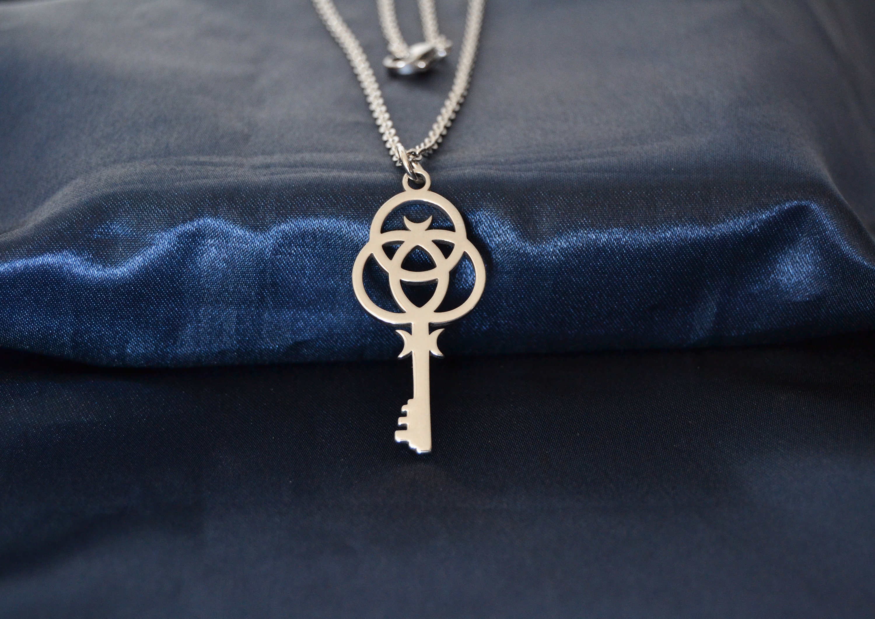 Key of Hecate With Three Lunettes - Etsy