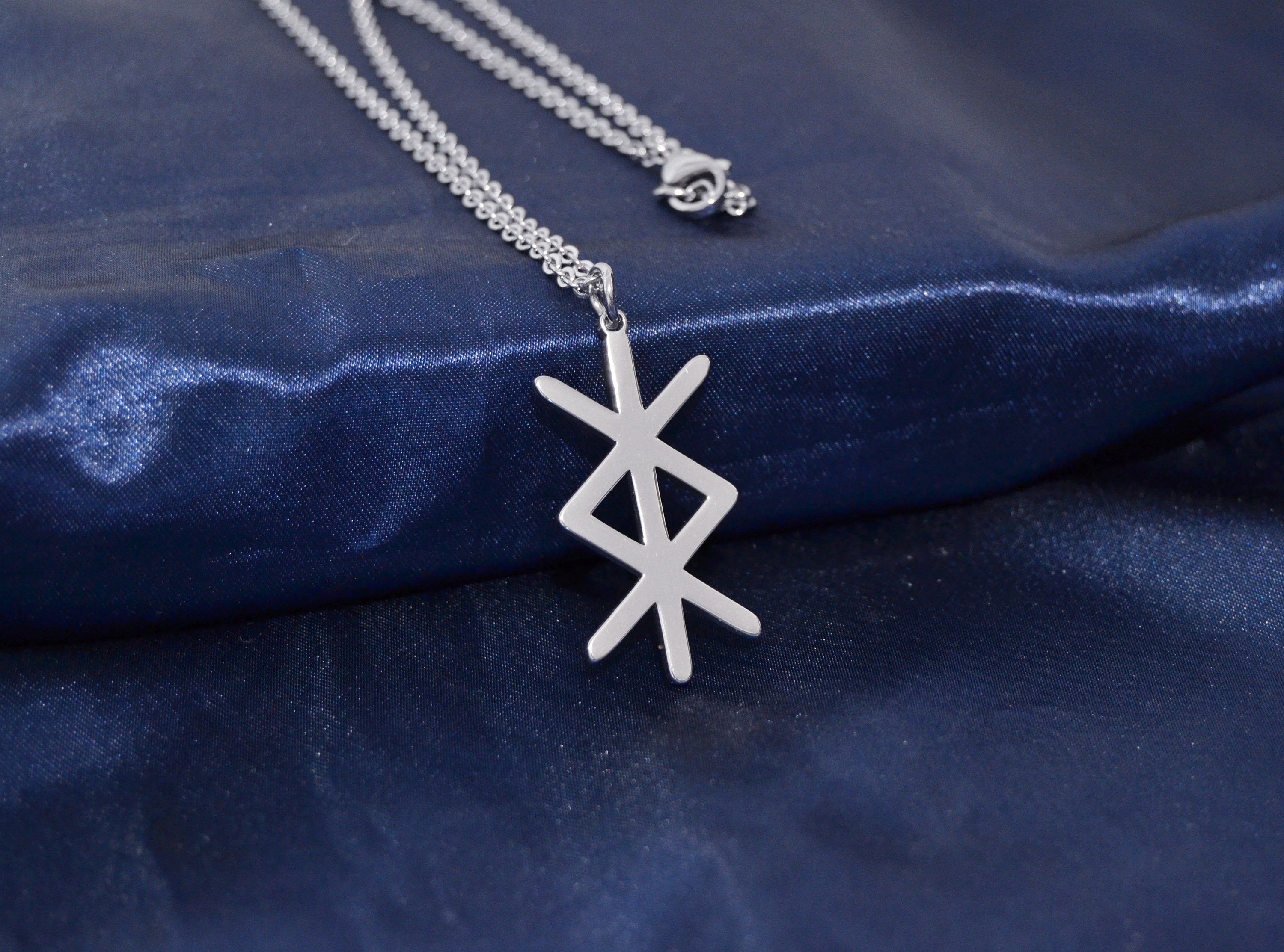 Rune of Protection Combination of the Othila and Algiz Rune - Etsy