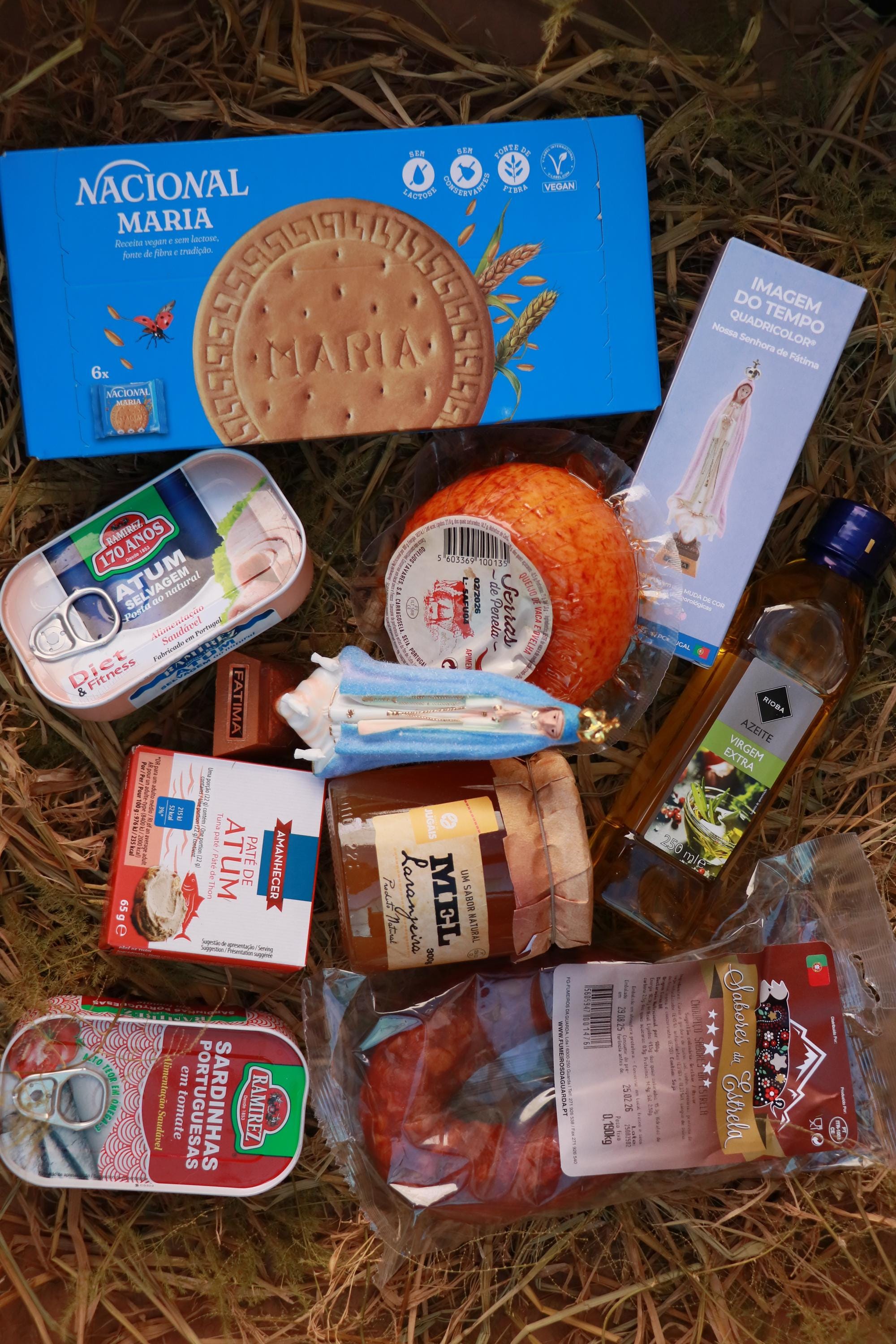 Christmas Basket Portuguese Snacks Box,food Gifts, Brand Portuguese ...