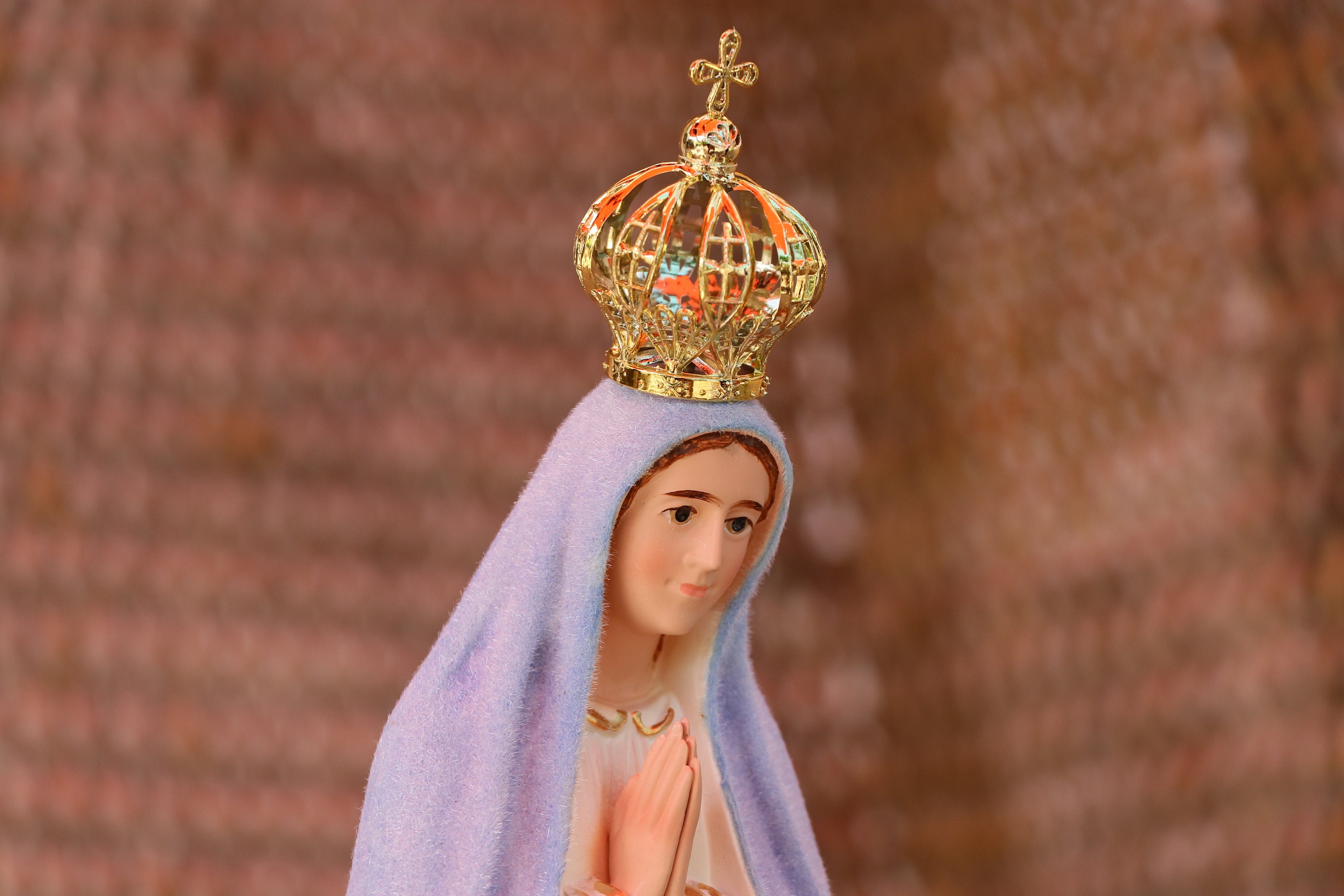 Our Lady Of Fatima Statue Wallpaper