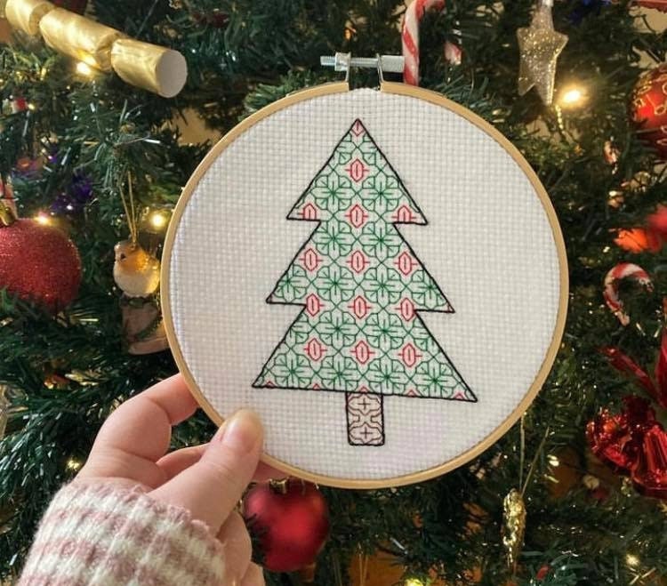 Blackwork Christmas Tree PDF Pattern and Instructions // Blackwork ...