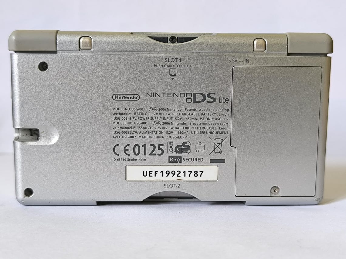 Vintage Nintendo DS Lite Silver Console Handheld With Call of Duty 4 - Etsy