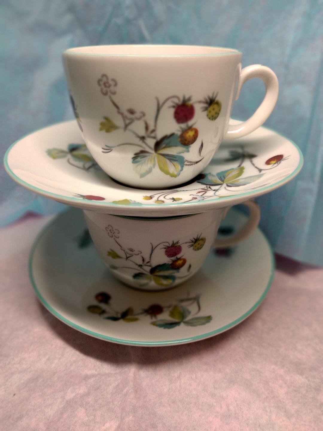Beautiful Royal Worcester Porcelain Tea Cups. Set of 2. Strawberry Fair ...