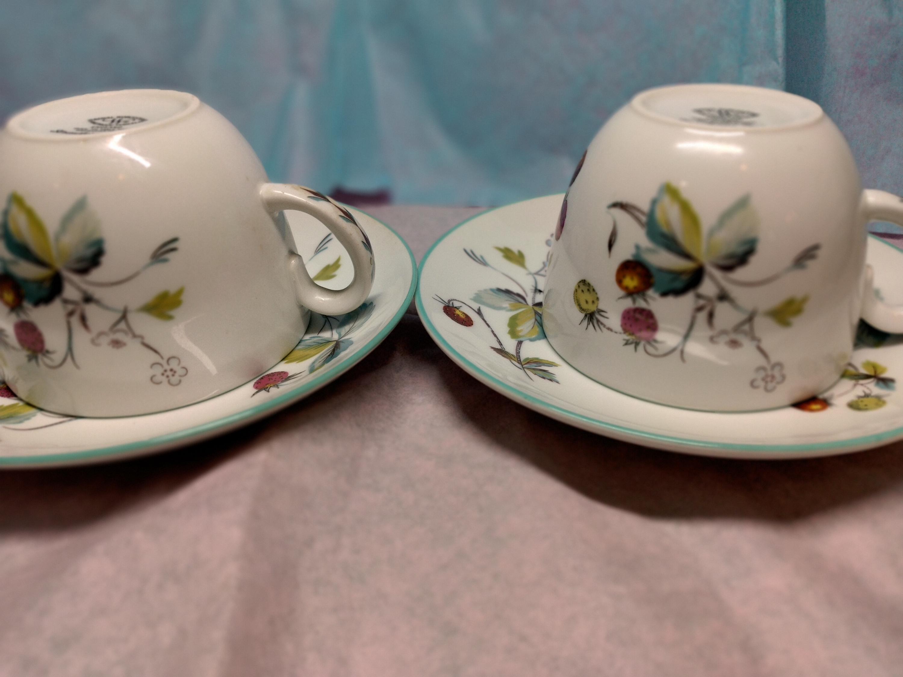 Beautiful Royal Worcester Porcelain Tea Cups. Set of 2. Strawberry Fair ...
