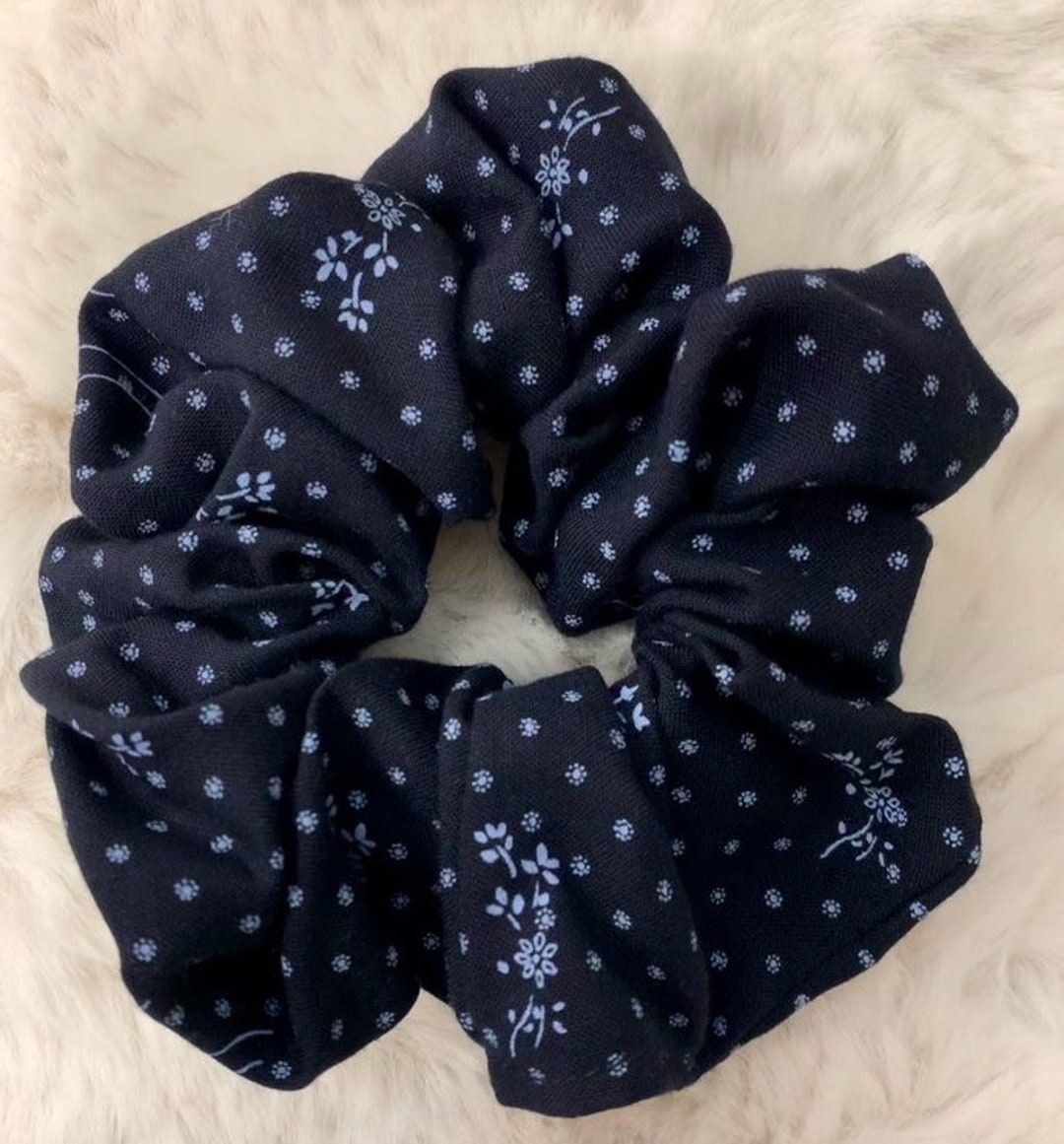 Navy & Cornflower Blue Tiny Flower Scrunchie - Etsy