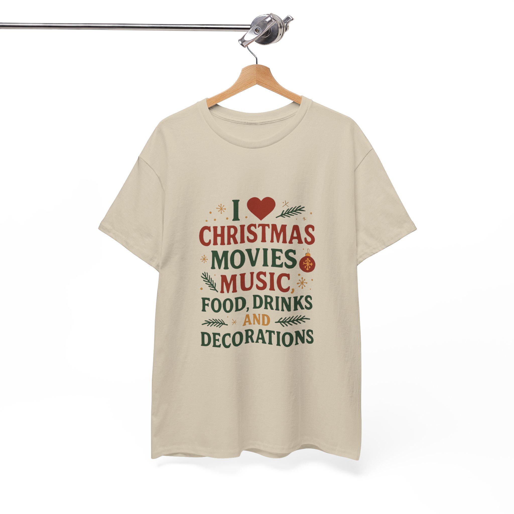 Christmas Lover Graphic Tee: Festive Holiday T-shirt - Etsy