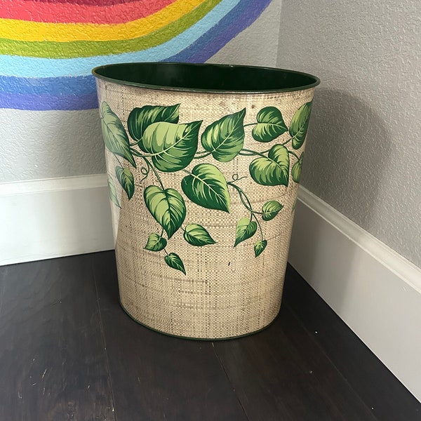 Vintage Trash Can - Etsy