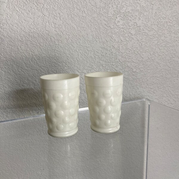 Vintage Plastic Cups - Etsy