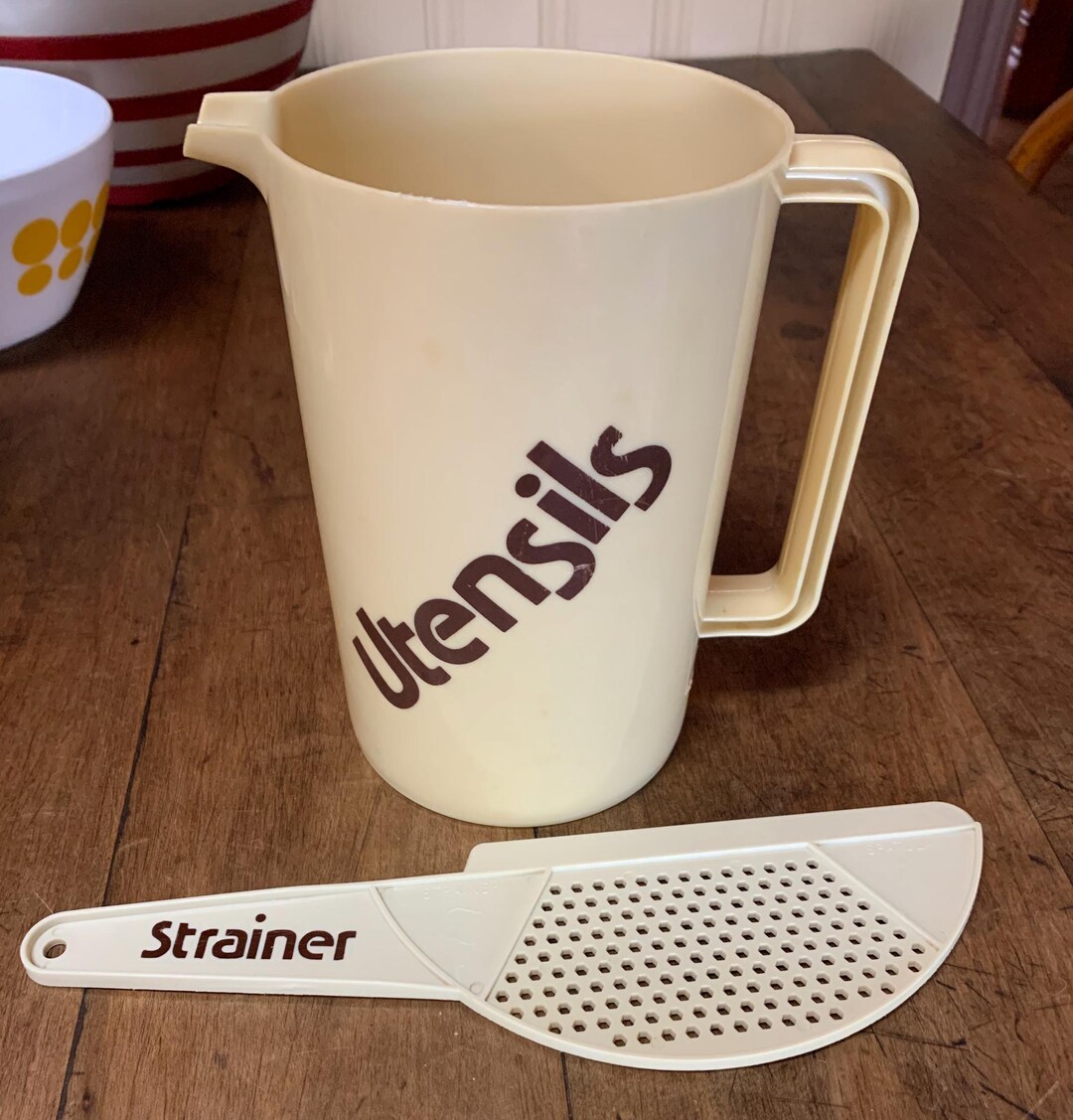 Utensils Pitcher and Strainer Set 1970s Vibe Kitchen Utensils Set ...