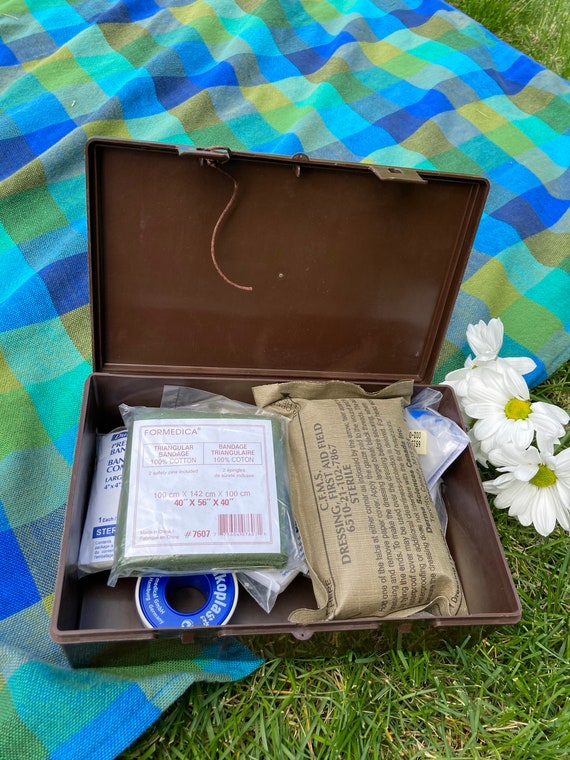Retro 80's First Aid Kit Filled with Canadian Militar… - Gem