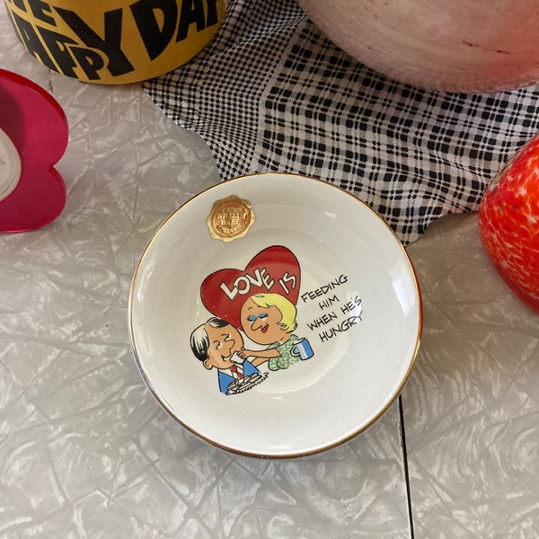 Kitsch Dish - Etsy