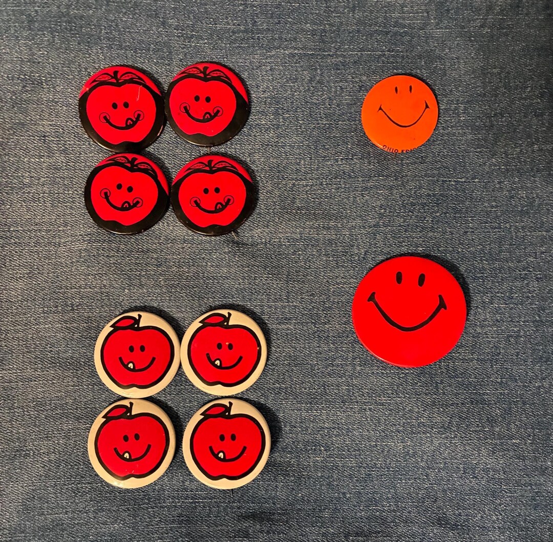 Smiley Face Pinback Buttons - Vintage Smiley and Smiley Apple Face ...