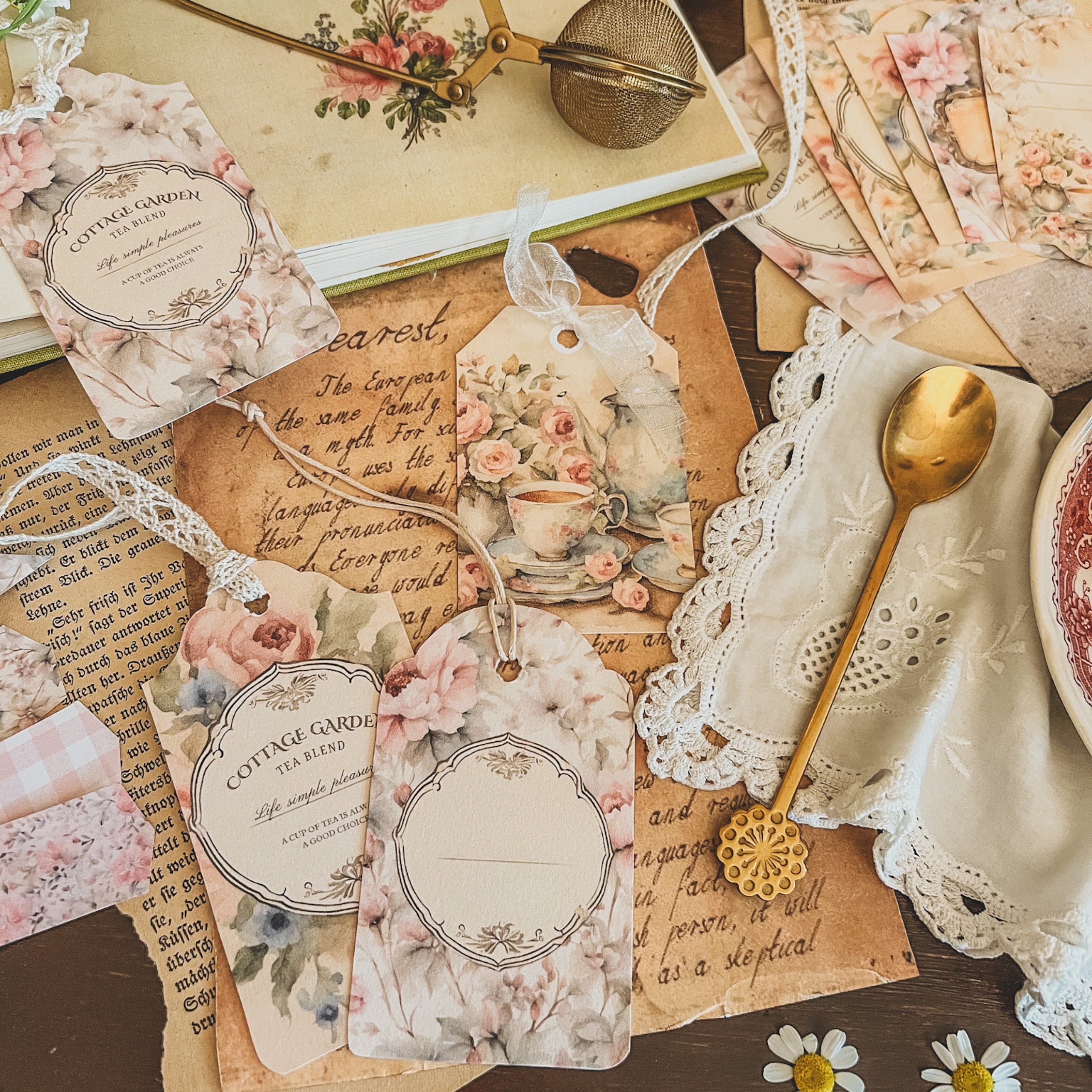 Vintage Printable Teatime Stationery: Labels, Tags, Cake Garlands ...