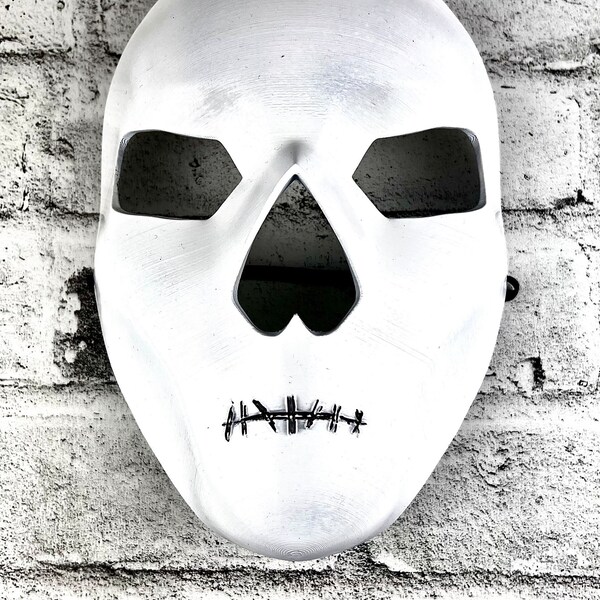 Konig Cosplay - Etsy