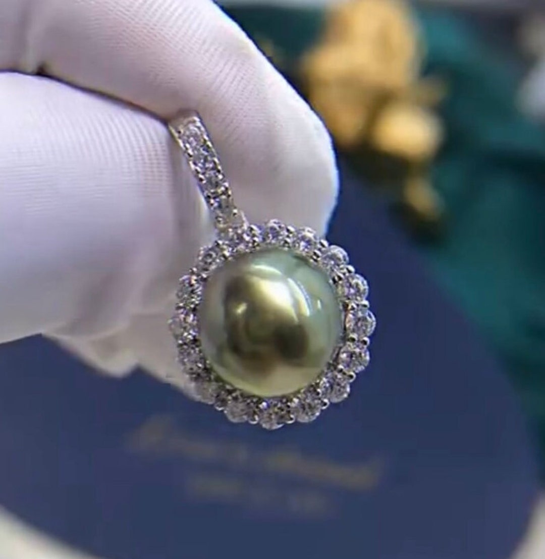 10mm Tahitian Green Pearl Pendant Intense Vivid Green Color Clip on ...