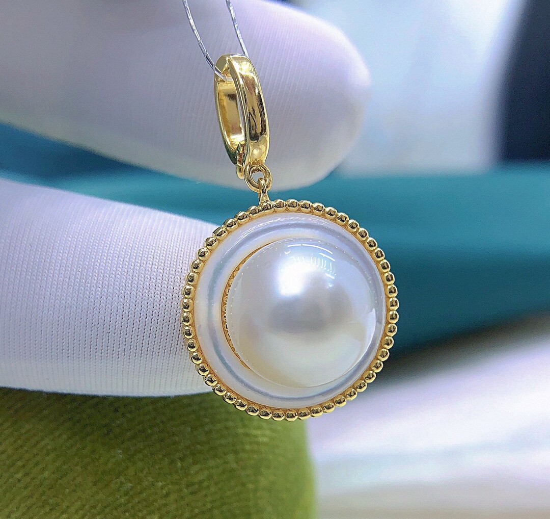 11.2mm South Sea White Pearl Pendant Cool White Mother of Pearl Clip on ...