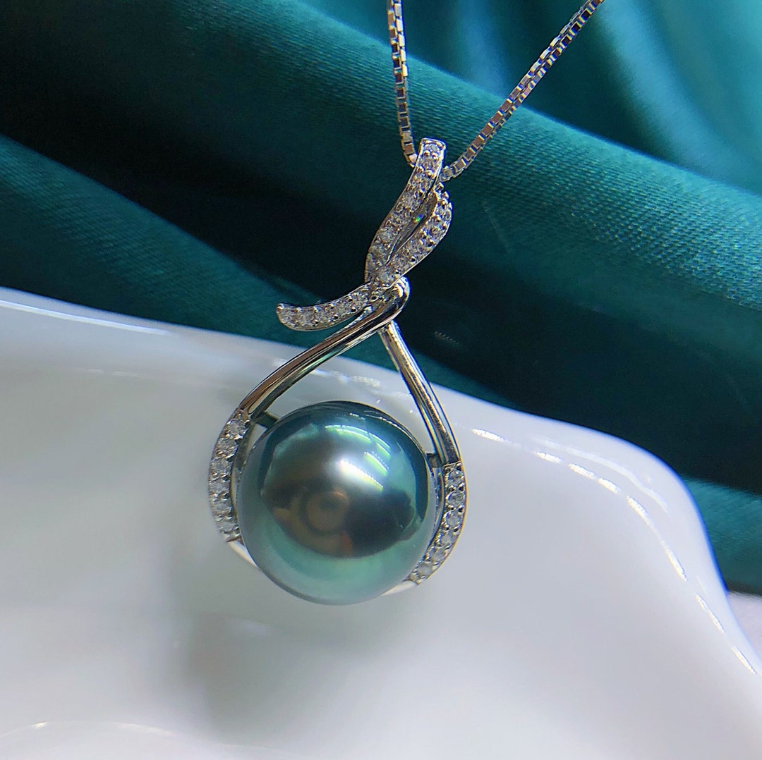 10.7mm Tahitian Green Pearl Pendant Intense Gem Green Color Very High ...