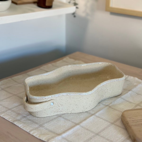Wavy Dish - Etsy