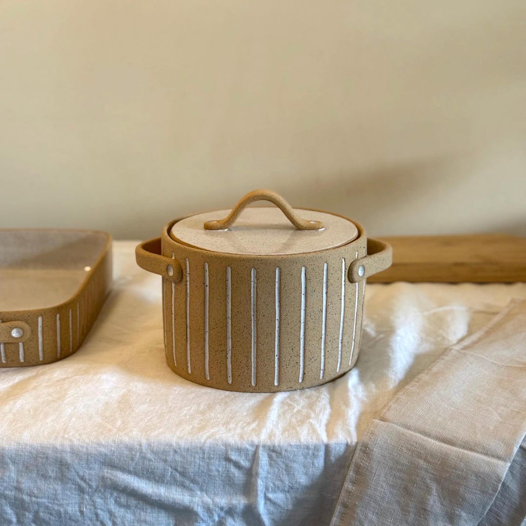 Handmade Clay Cooking Pot Speckled Pottery Casserole With Lid ...