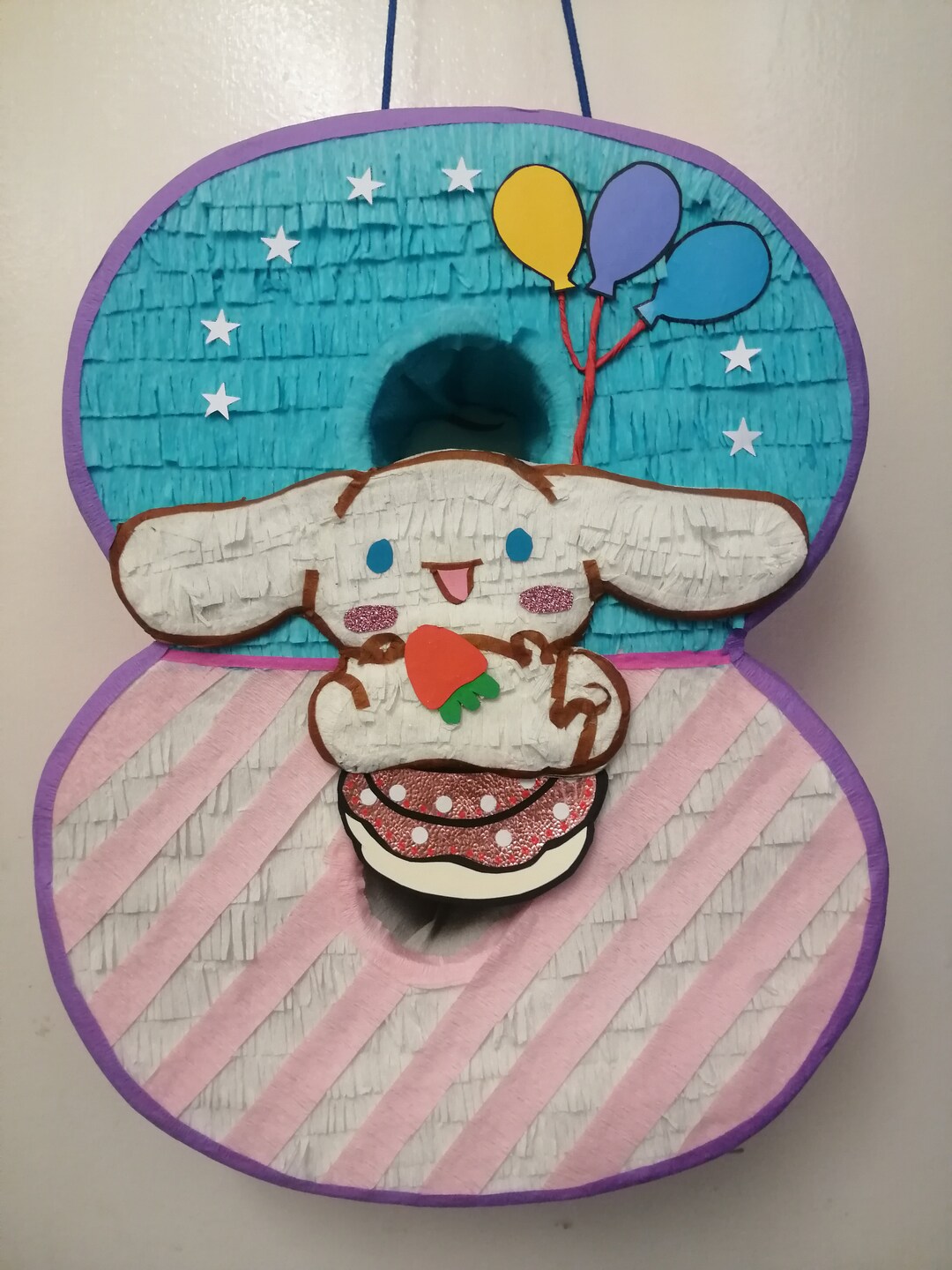 Number 8 Pinata Theme Cinanmoroll Size 40cm ( Don't Postage to Belfast ...