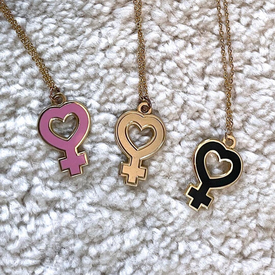 Elegant Heart Female Symbol Pendant Necklace – Valentine's Gift ...