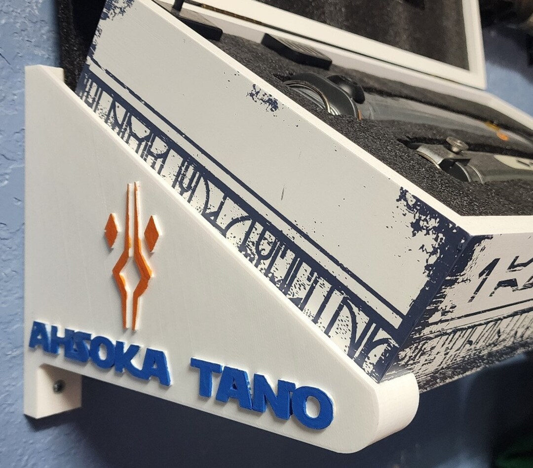Ahsoka Legacy Lightsaber Box Set Display - Etsy