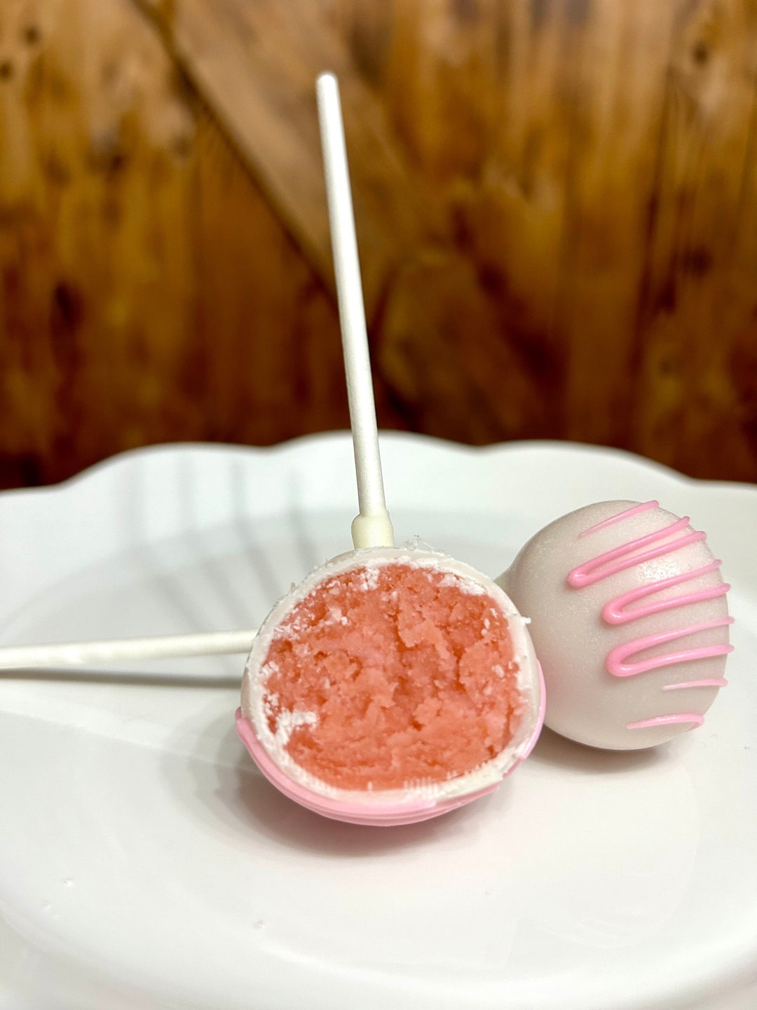 Bubblegum Cake Pops Bubble Gum Cake Pops Bubblegum Birthday Cake Pops ...