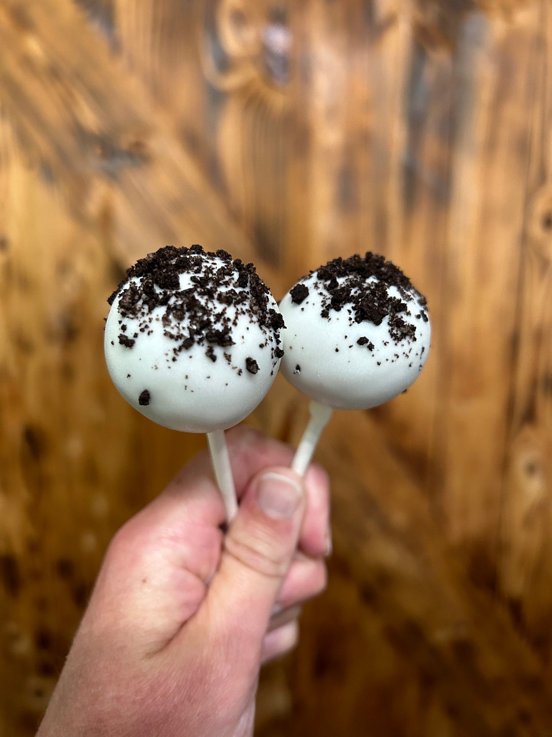 Cookies and Cream Cake Pops Oreo Cake Pops Black and White Cake Pops ...