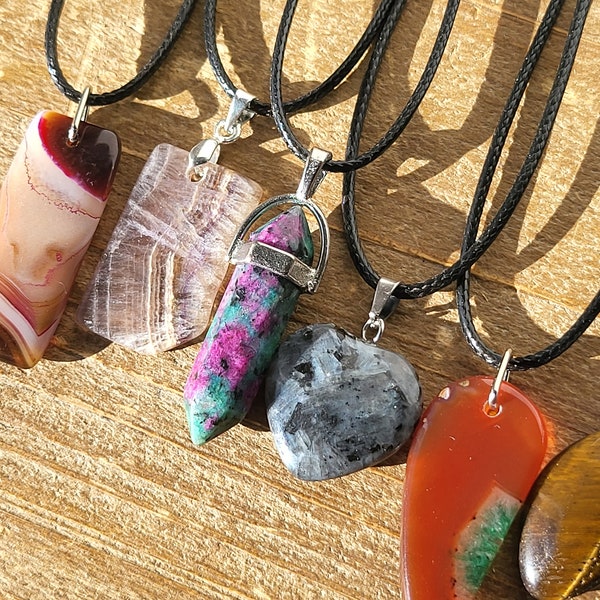 Stone Point Necklace - Etsy