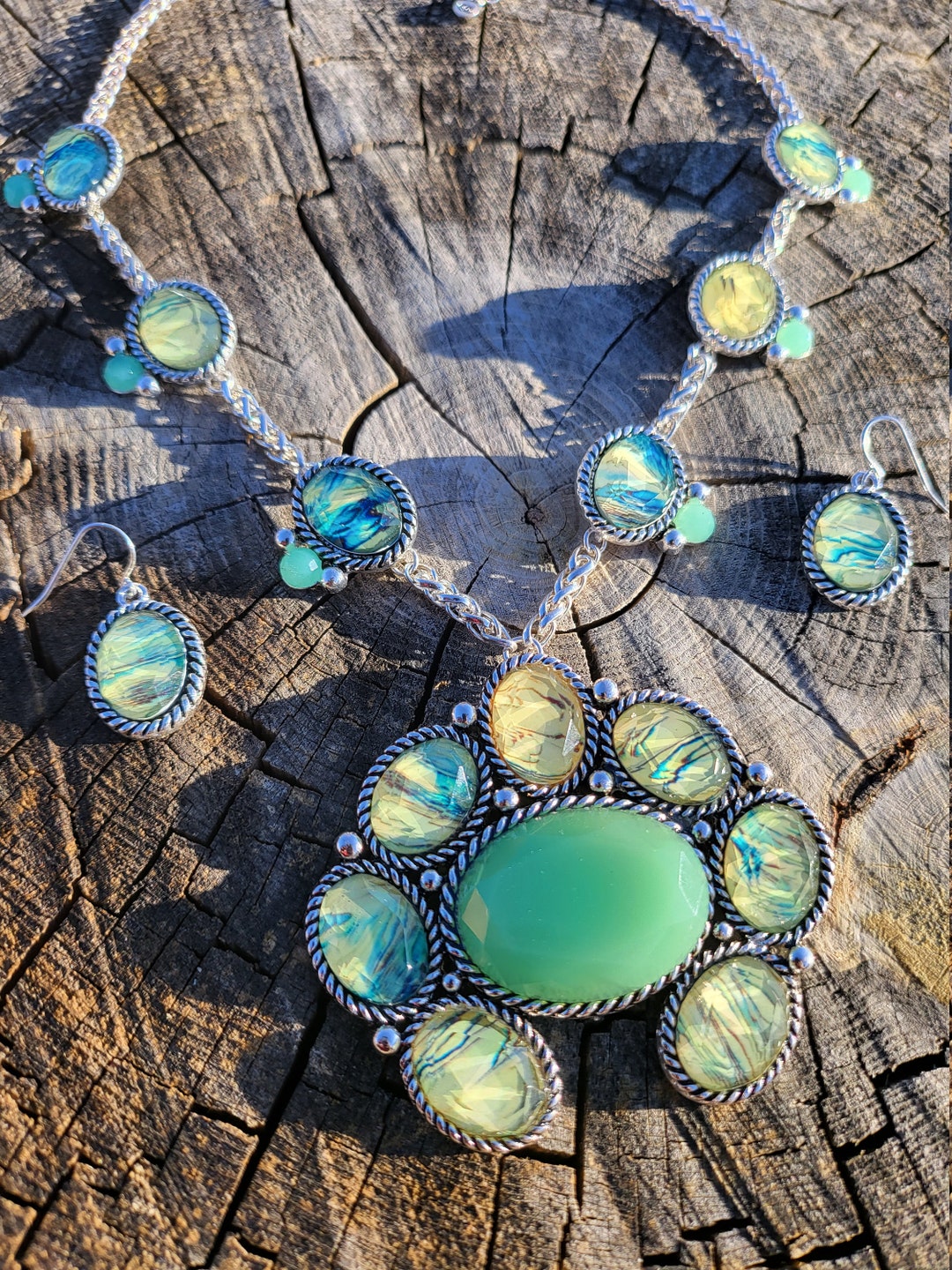 26 Green Blossom Medallion Jewelry Set, Bohemian Necklace & Earrings ...