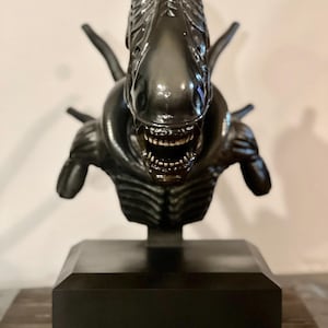 Aliens Warrior Xenomorph Bust - Etsy