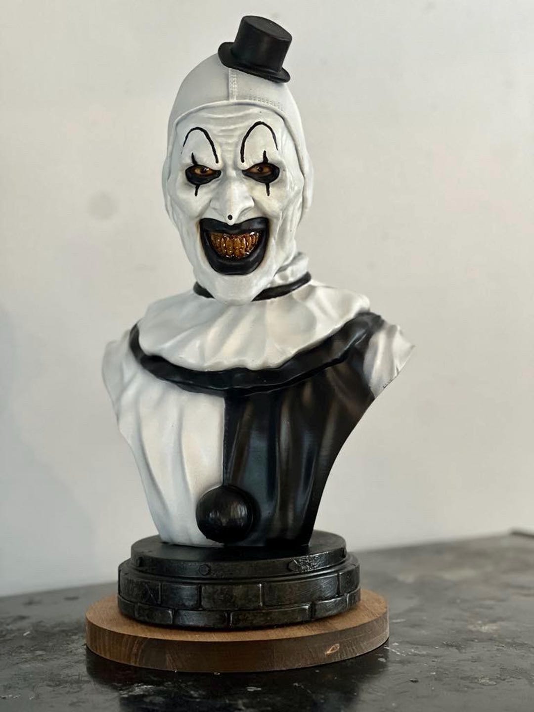Terrifier Art the Clown Bust Statue Horror - Etsy