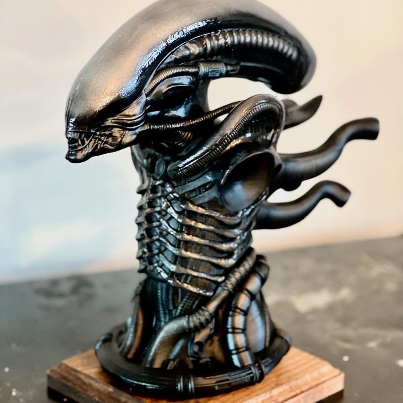 Xenomorph Alien Statue - Etsy