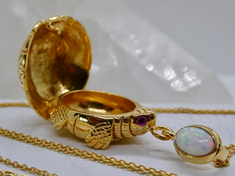 Tortoise Locket Necklace Ruby Eyes Silver 18ct Gold Plated - 18” Chain ...