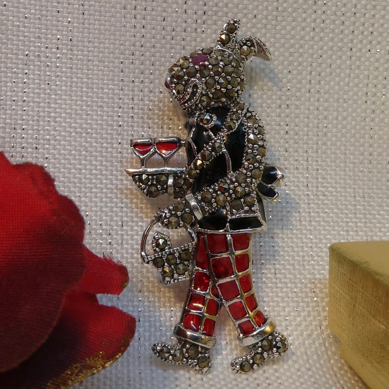 Butler Brooch - Etsy
