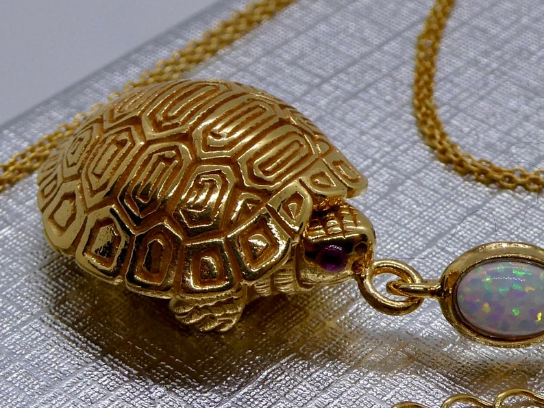 Tortoise Locket Necklace Ruby Eyes Silver 18ct Gold Plated - 18” Chain ...