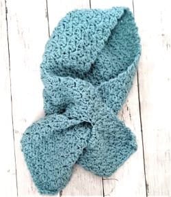 Crochet Keyhole Scarf Pattern, Neck Warmer, Pull Through Scarf, Digital ...