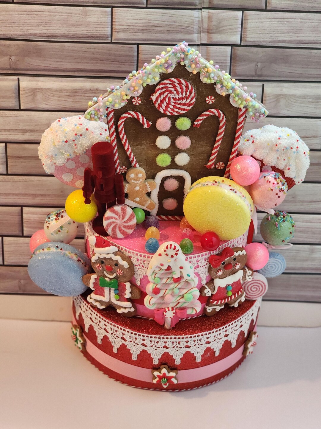 Candyland Cake Attachment: Gingerbread House, Macarons, Gumdrops - Etsy