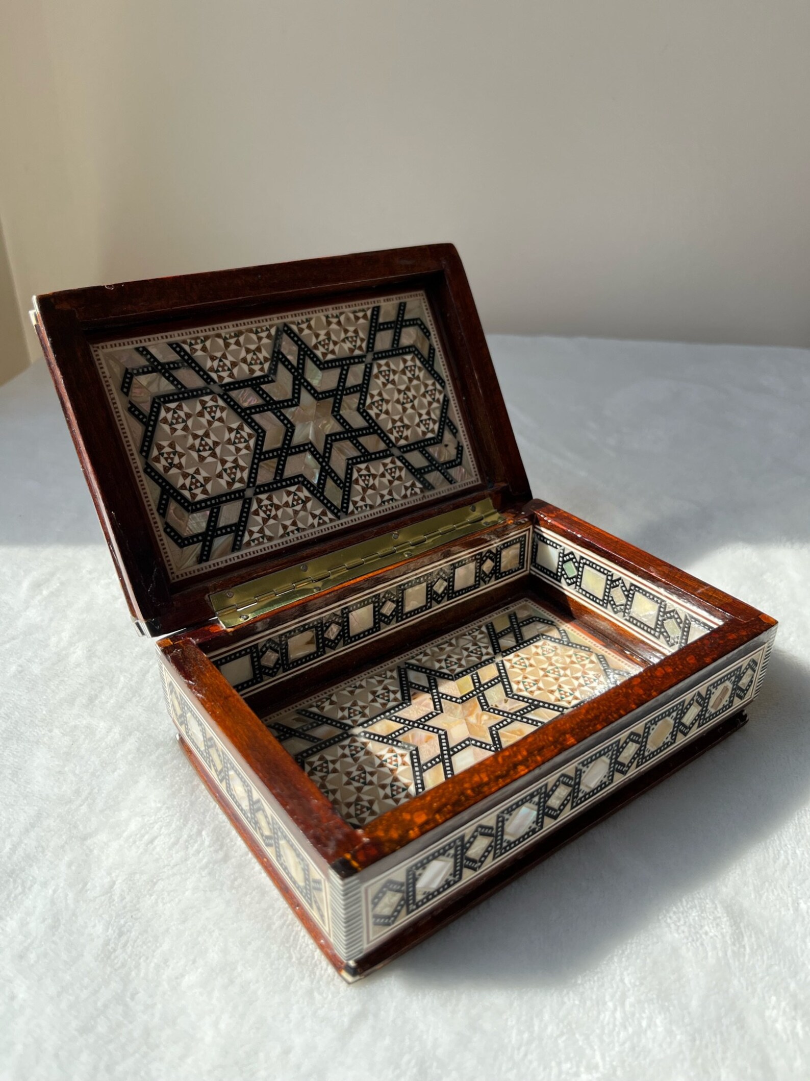 Handcrafted Mother-of-pearl Inlay Jewellery Box – Velvet-lined Keepsake ...
