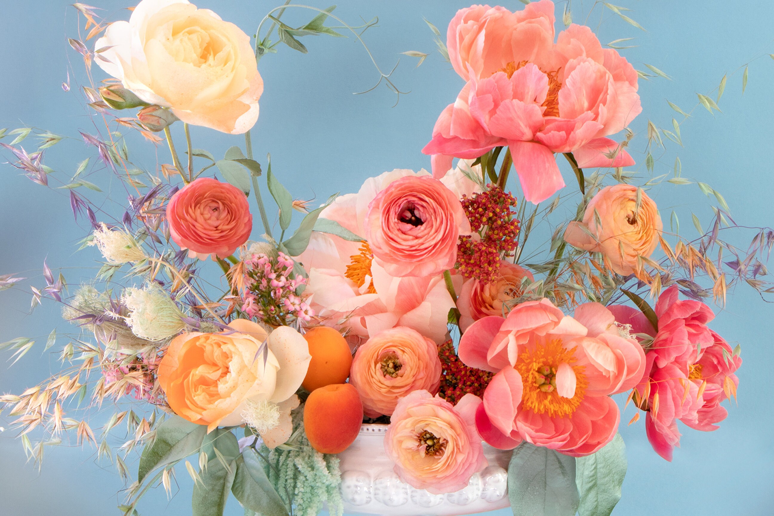 White Vase, Tangerines, Flower Bouquet, Beautiful Arrangement, Dahlia ...