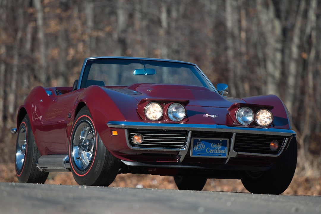 Vintage Chevrolet Corvette C3, Red Cars, Convertible, Cabriolet, Sports ...
