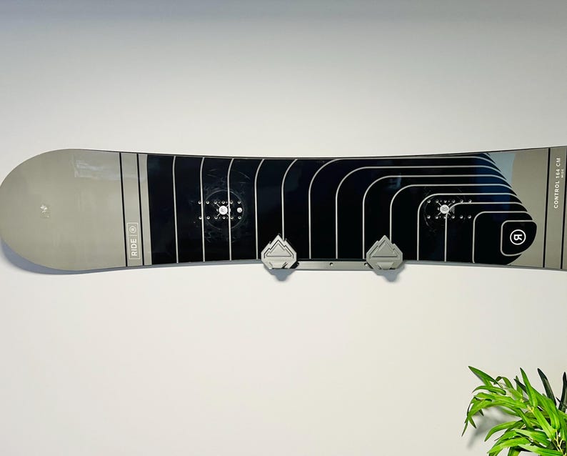 Snowboard Wall Mount: Horizontal or Vertical Display Rack - Etsy