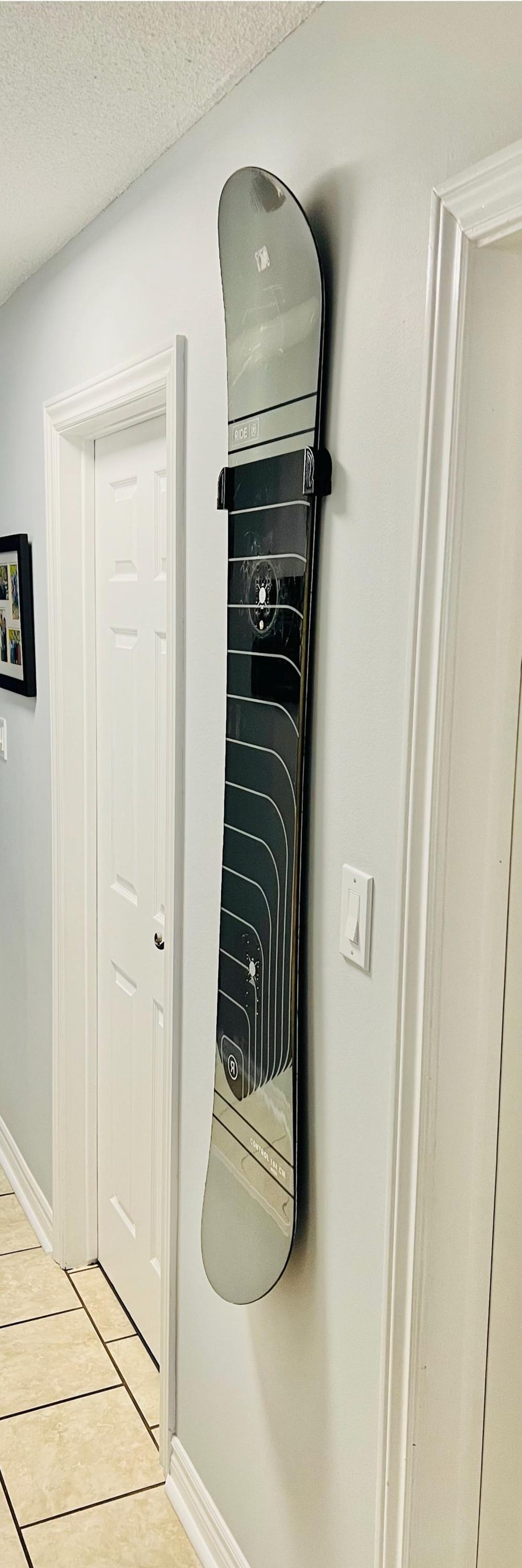Snowboard Wall Mount: Horizontal or Vertical Display Rack - Etsy